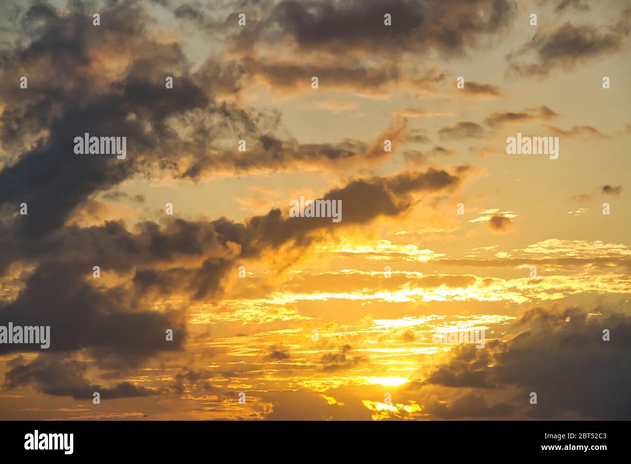 Hawaiian sky hi-res stock photography and images - Alamy