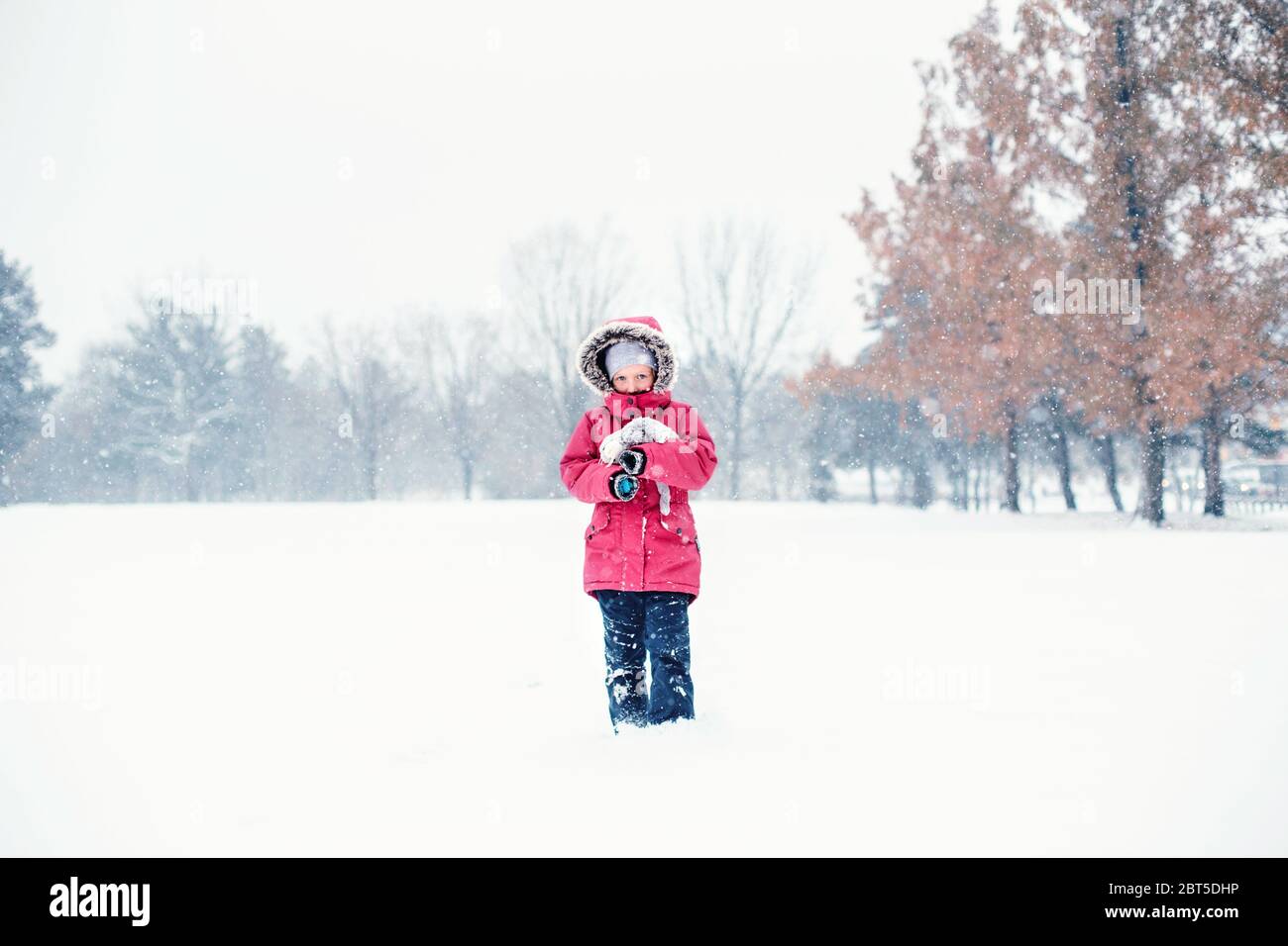 Scared kid in park hi-res stock photography and images - Alamy