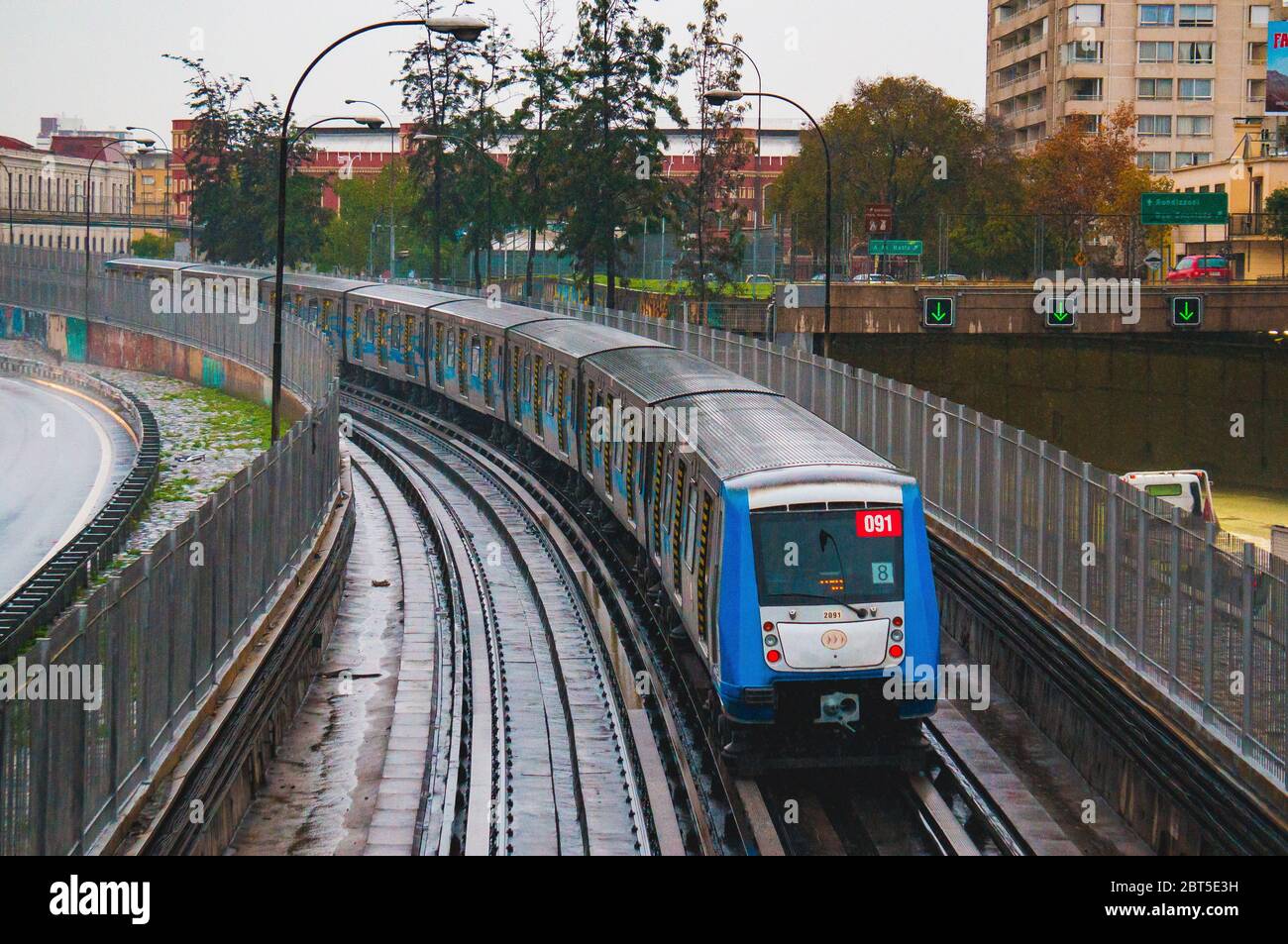 Tren de ns hi-res stock photography and images - Alamy