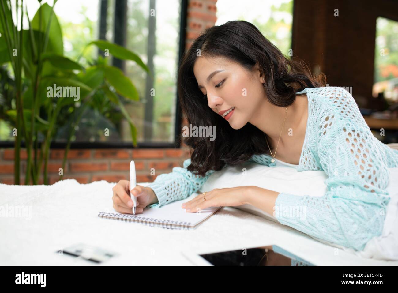 Diary on bed hi-res stock photography and images - Alamy