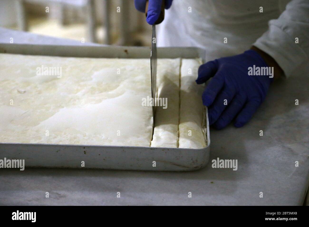 Ankara, Turkey. 22nd May, 2020. A baker prepares the traditional ...