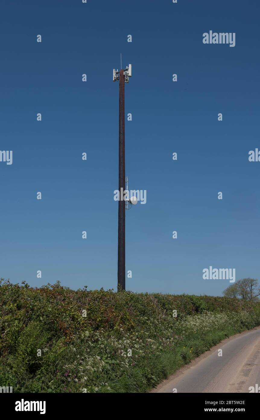 Monopole cellular tower hi-res stock photography and images - Alamy