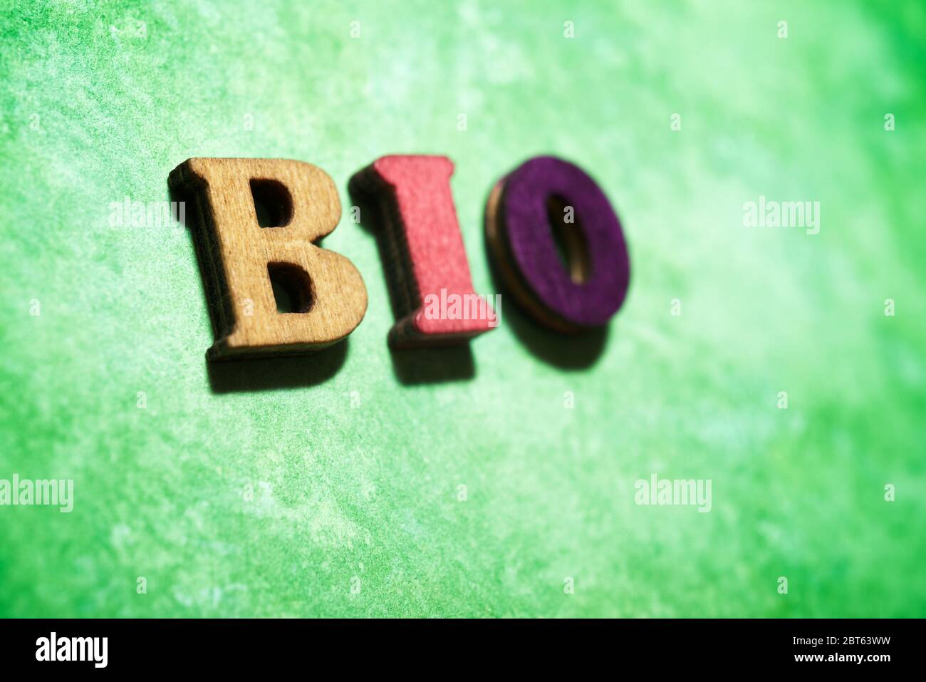 Bio word on a green paper Stock Photo - Alamy