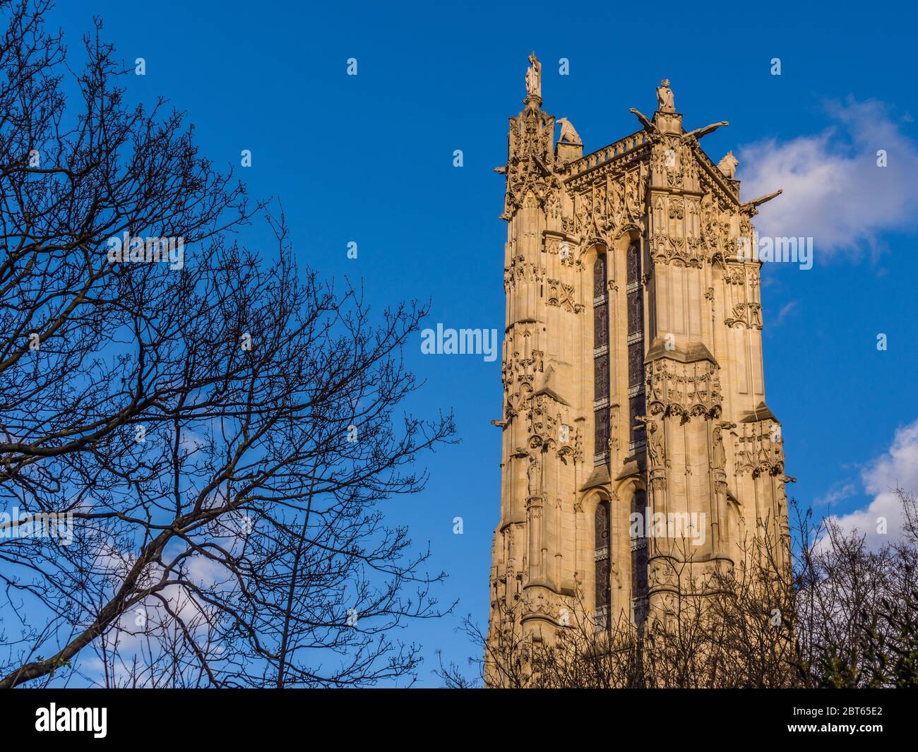 Parisian gothic architecture hi-res stock photography and images - Alamy