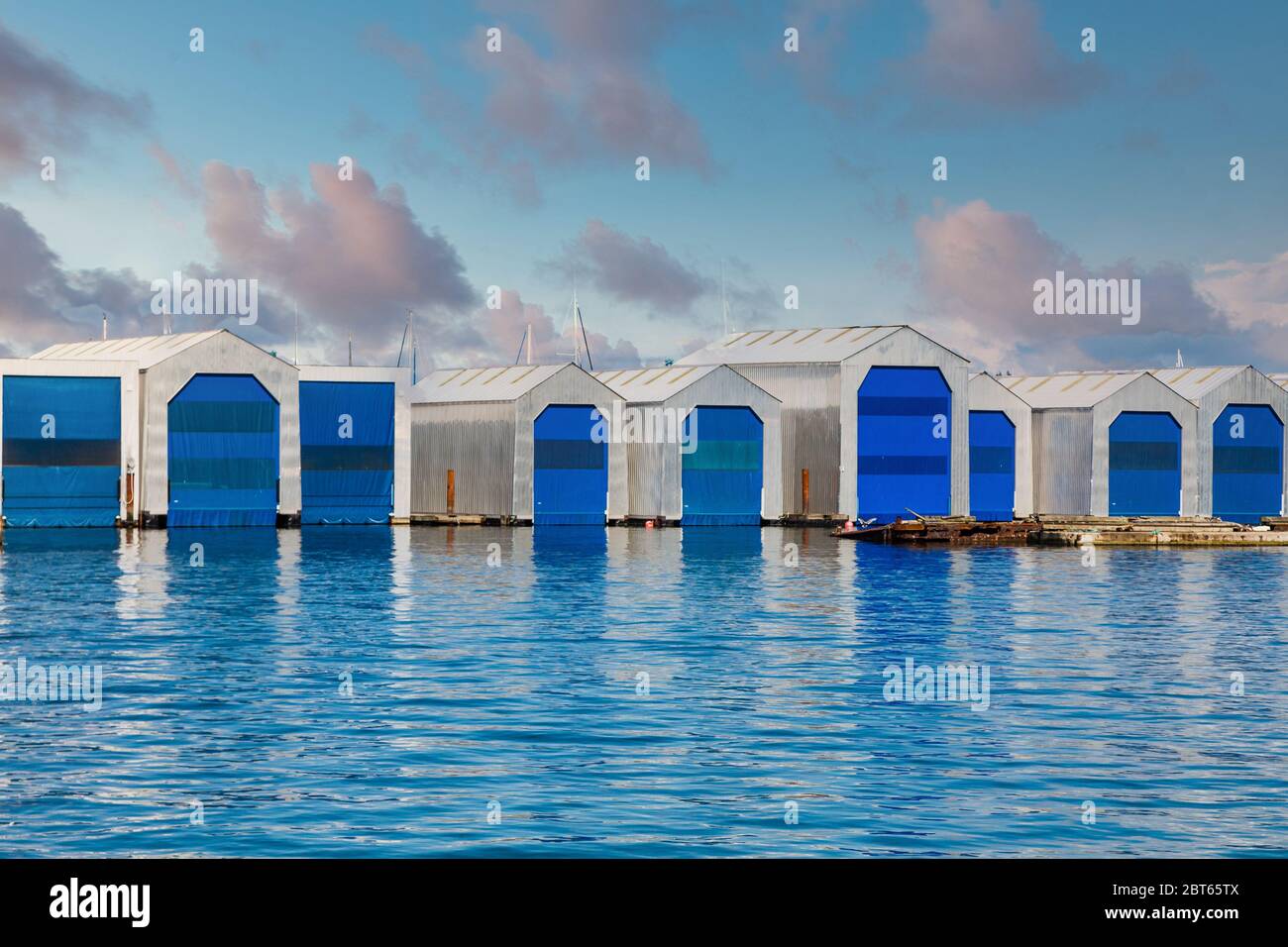 Architecture boathouse building hi-res stock photography and images - Alamy