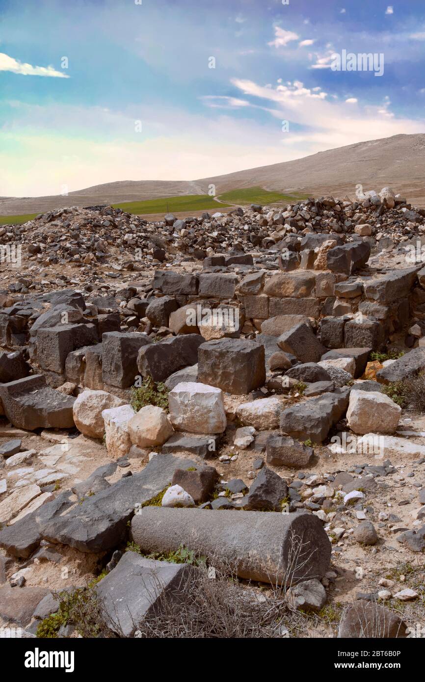 Syrian jordanian desert hi-res stock photography and images - Alamy