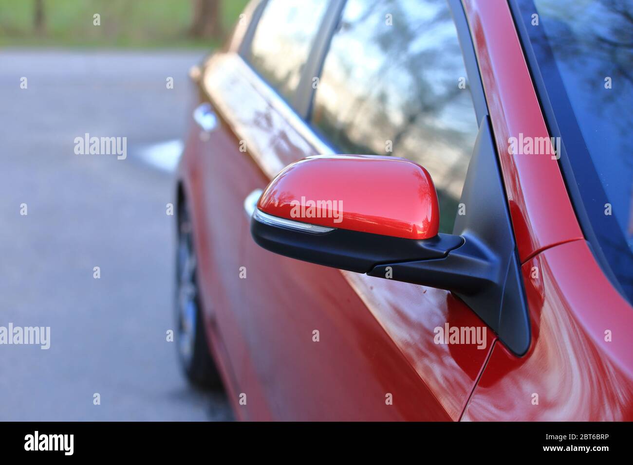 Car stands hi-res stock photography and images - Alamy