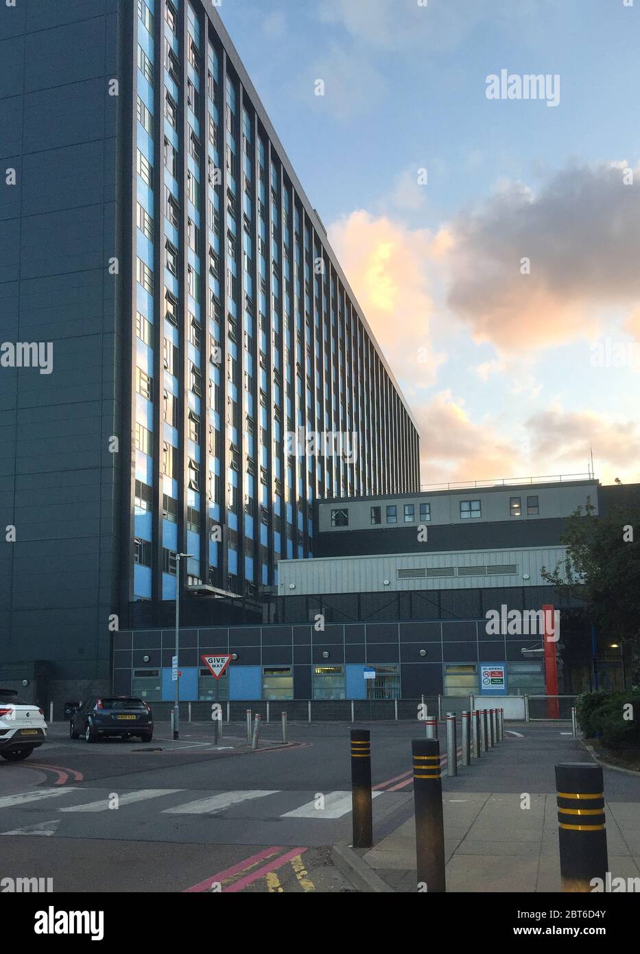 Hull University Teaching Hospitals Nhs Trust High Resolution Stock ...