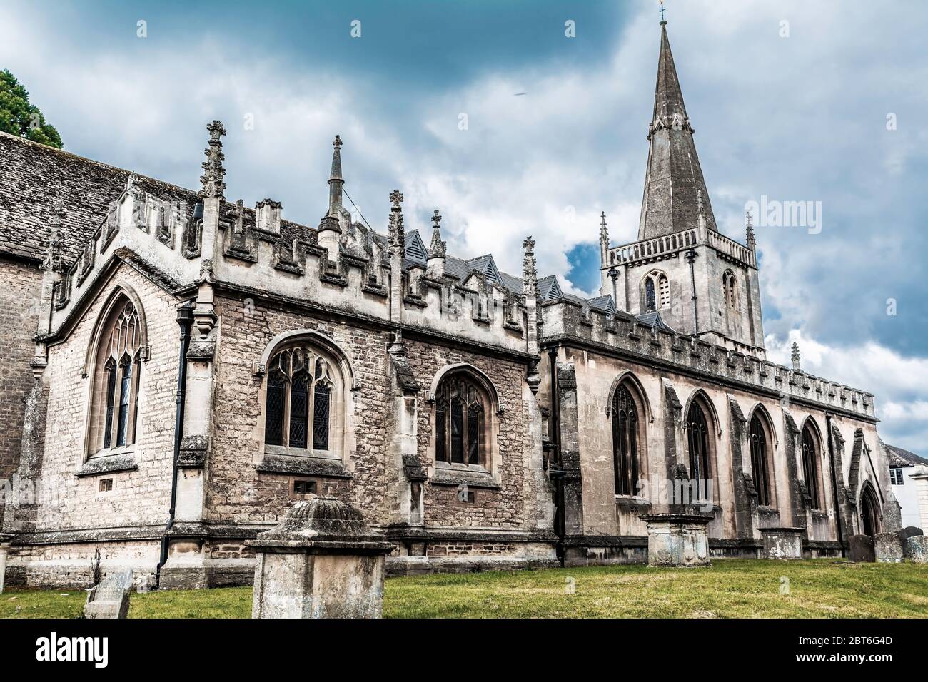 Dramatic gothic architecture in hi-res stock photography and images - Alamy