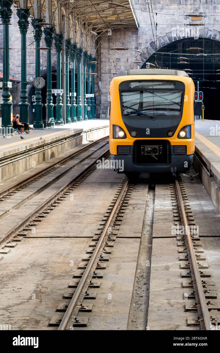 High speed train portugal hi-res stock photography and images - Alamy