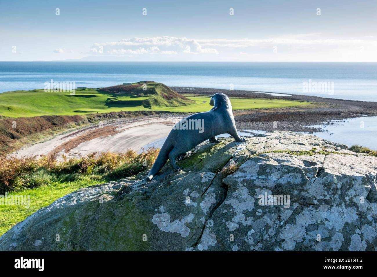 Gavin Maxwell bronze otter memorial at Monreith, Machars of ...