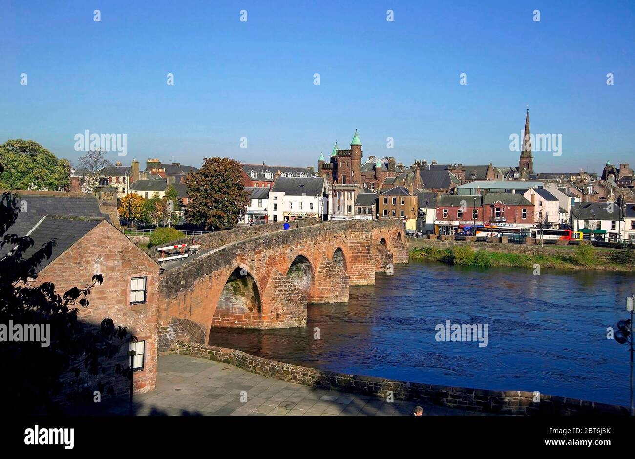 The Auld Brig and Dumfries Whitesands from west bank of River Nith ...