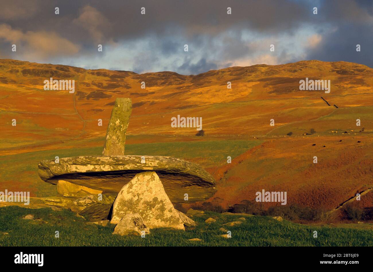Burial 2 hi-res stock photography and images - Alamy