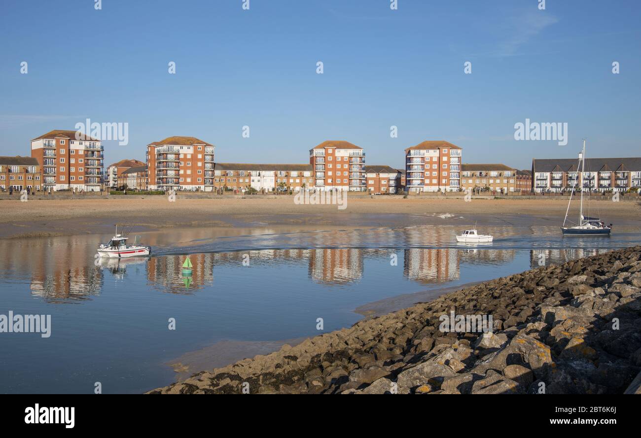 boats leaving sovereign harbour via the locks at eastbourne marina in ...