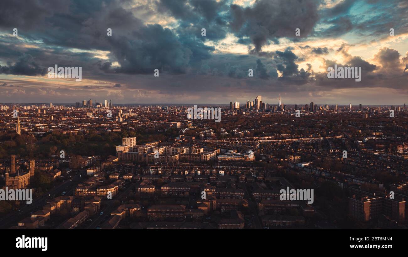 4k sunset aerial city hi-res stock photography and images - Alamy