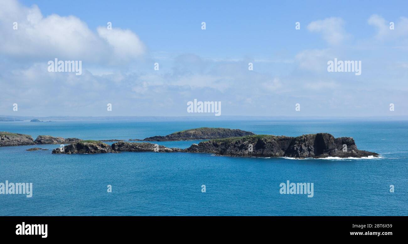 Islands of wales hi-res stock photography and images - Alamy