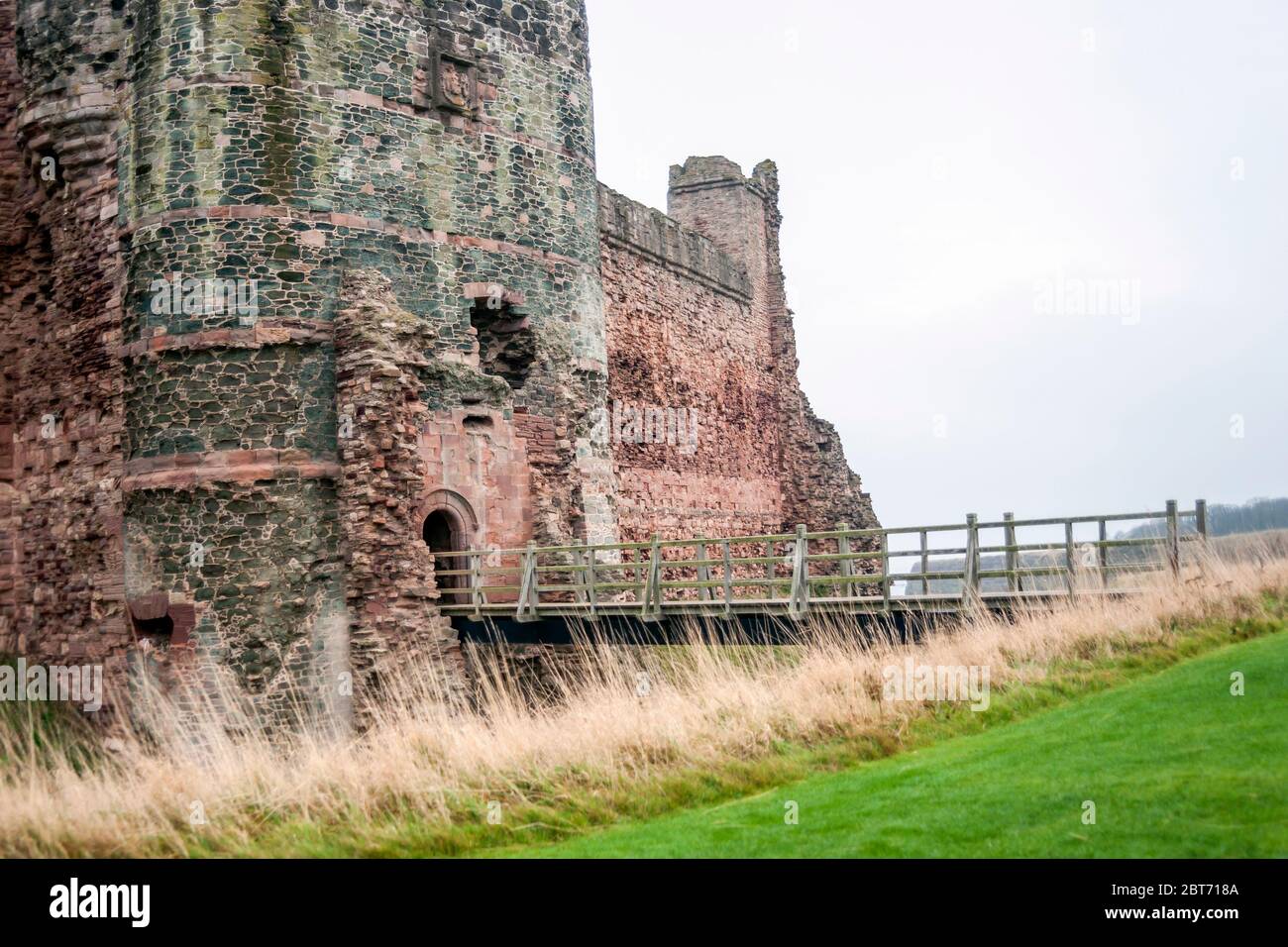 14th Century ruined fortress, Tantallon Castle, East Lothian, Scotland ...