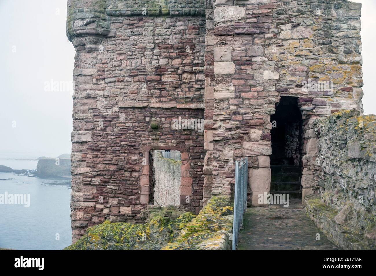 14th Century ruined fortress, Tantallon Castle, East Lothian, Scotland ...