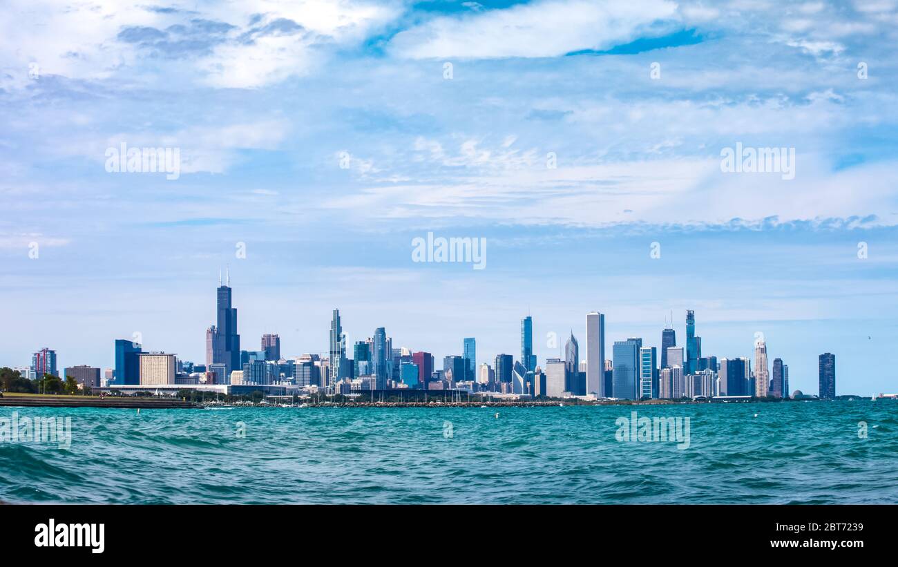 Chicago lakefront skyline including views of Lake Michigan, and the ...