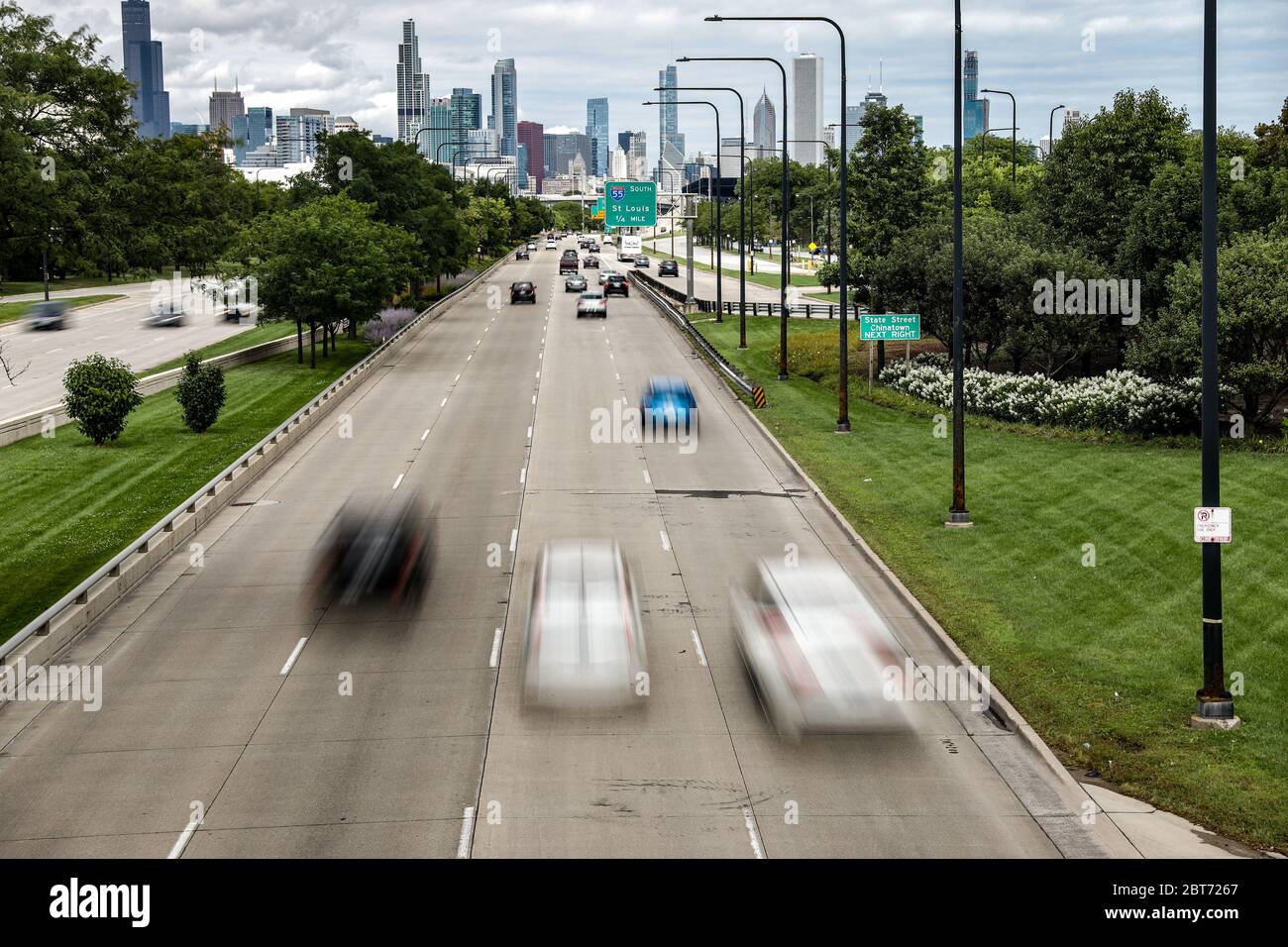 Chicago cars on Lakeshore Drive with motion blur heading into the ...