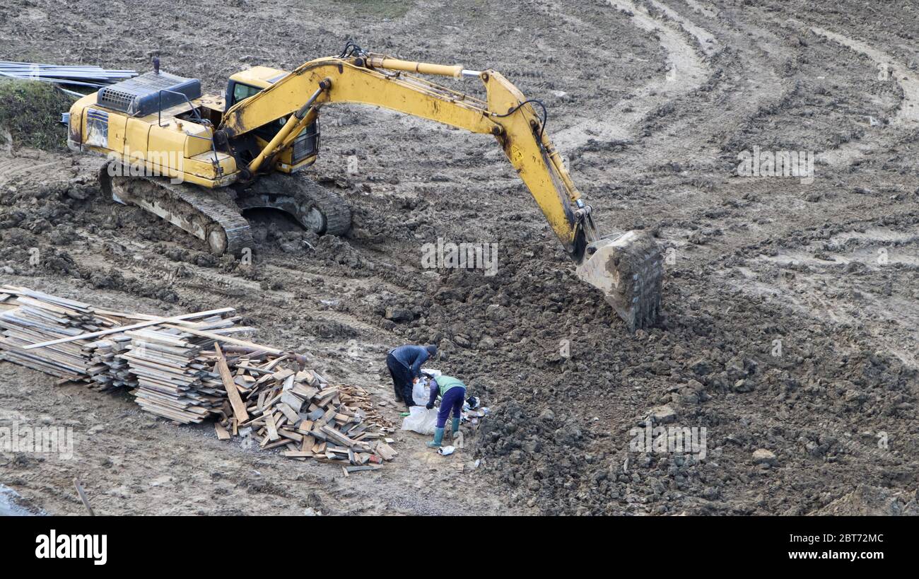 Poorly maintained road hi-res stock photography and images - Alamy