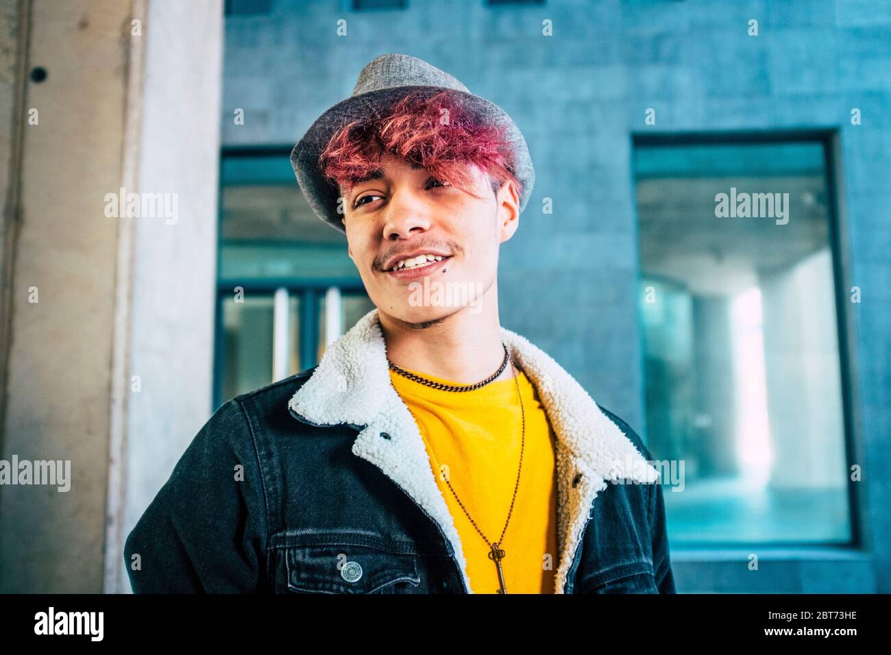 Beautiful diversity young people concept with caucasian cheerful ...