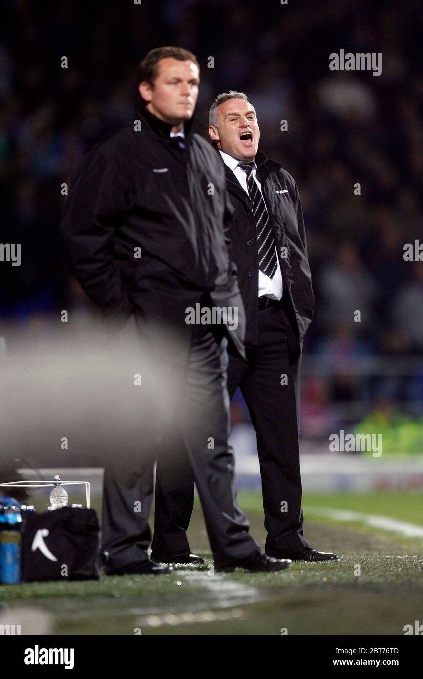 Manager dave jones hi-res stock photography and images - Alamy