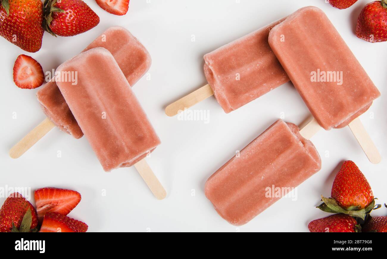 Frozen Strawberry popsicles Stock Photo - Alamy