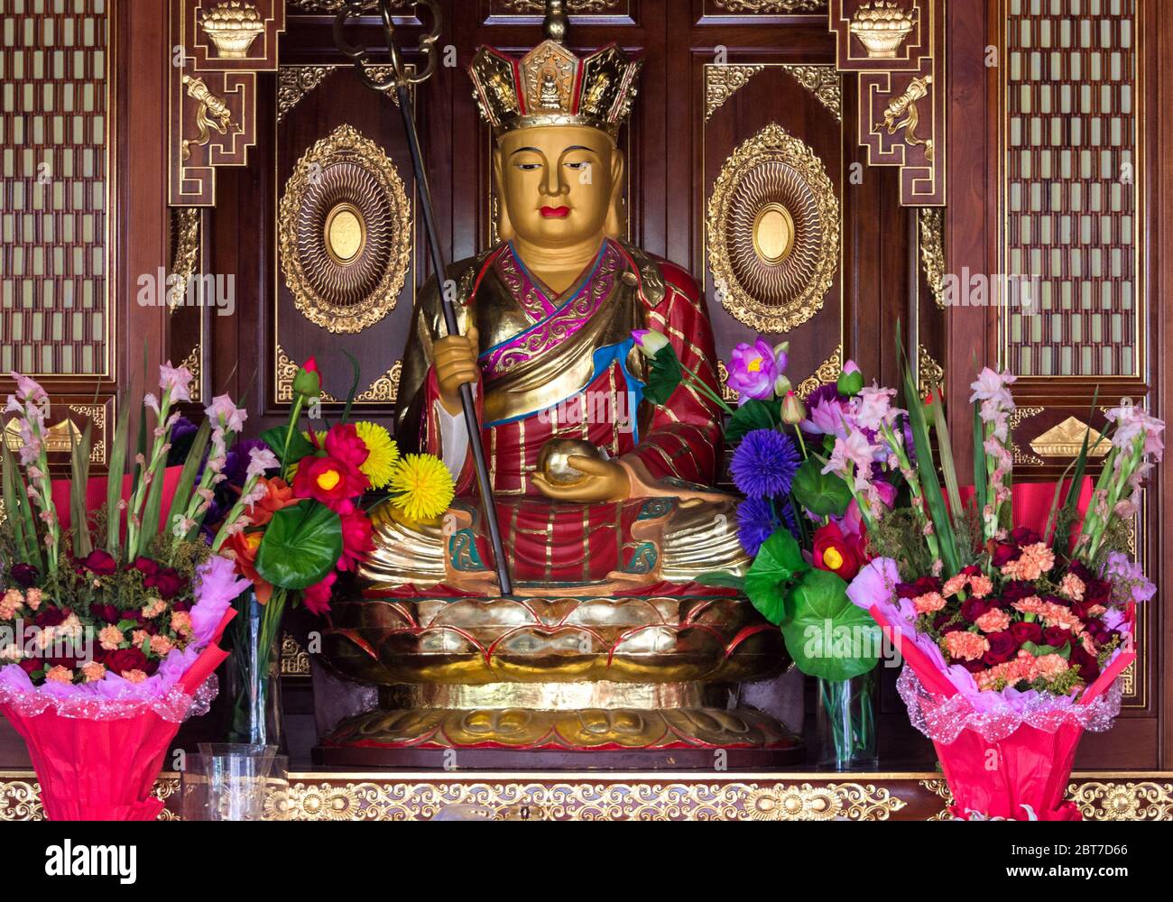 Statue of Buddha at the Eight Great Temples Buddhist complex in Badachu ...