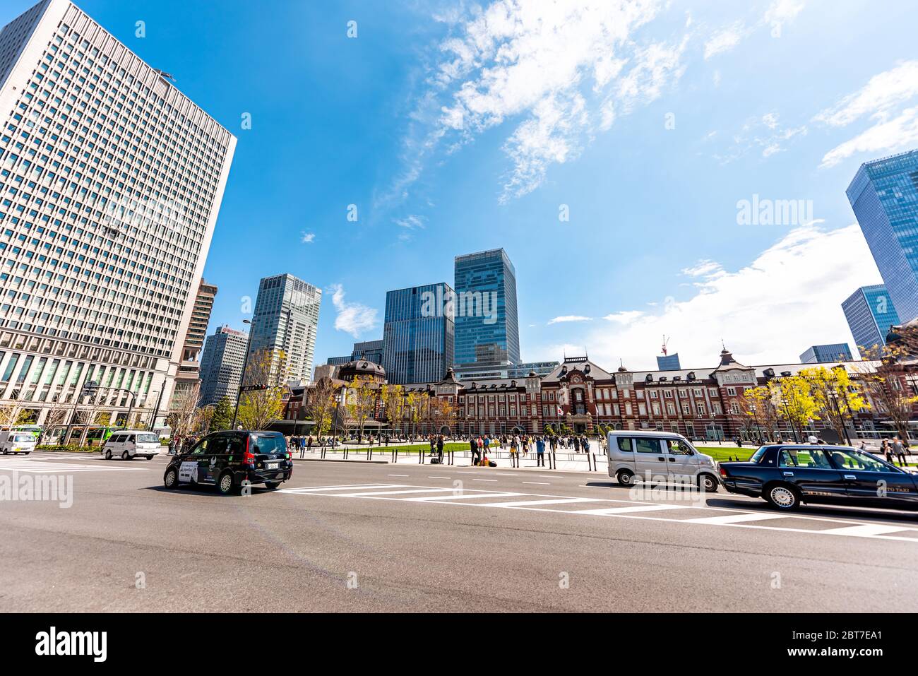Tokyo, Japan - April 1, 2018: Main central Tokyo Station building wide ...