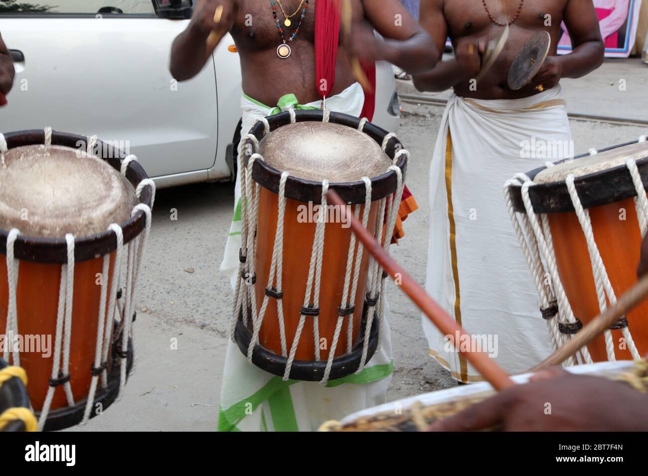 Chenda Melam - Kerala Traditional Music, Drummers of Kerala, (Temple ...