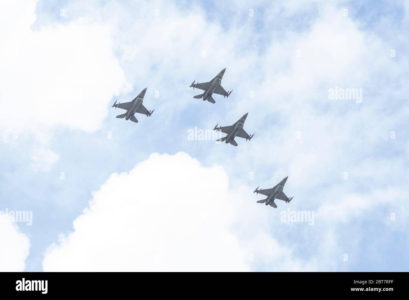 Fighter jets flyover hi-res stock photography and images - Alamy