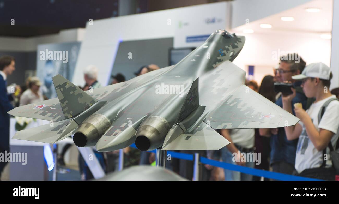 Sukhoi su 57 hi-res stock photography and images - Alamy