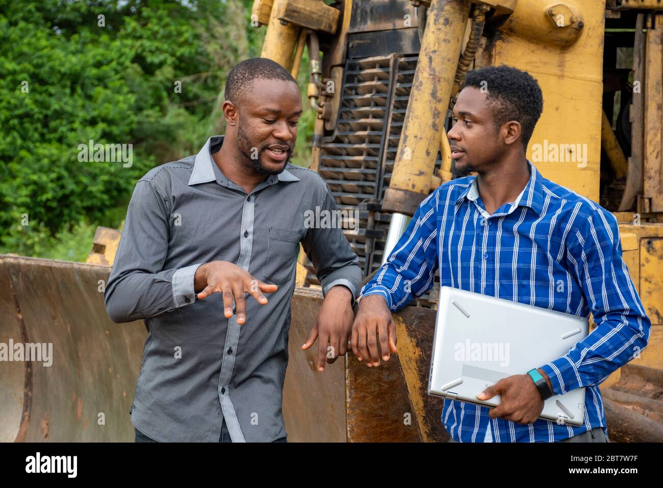 African land surveyor hi-res stock photography and images - Alamy