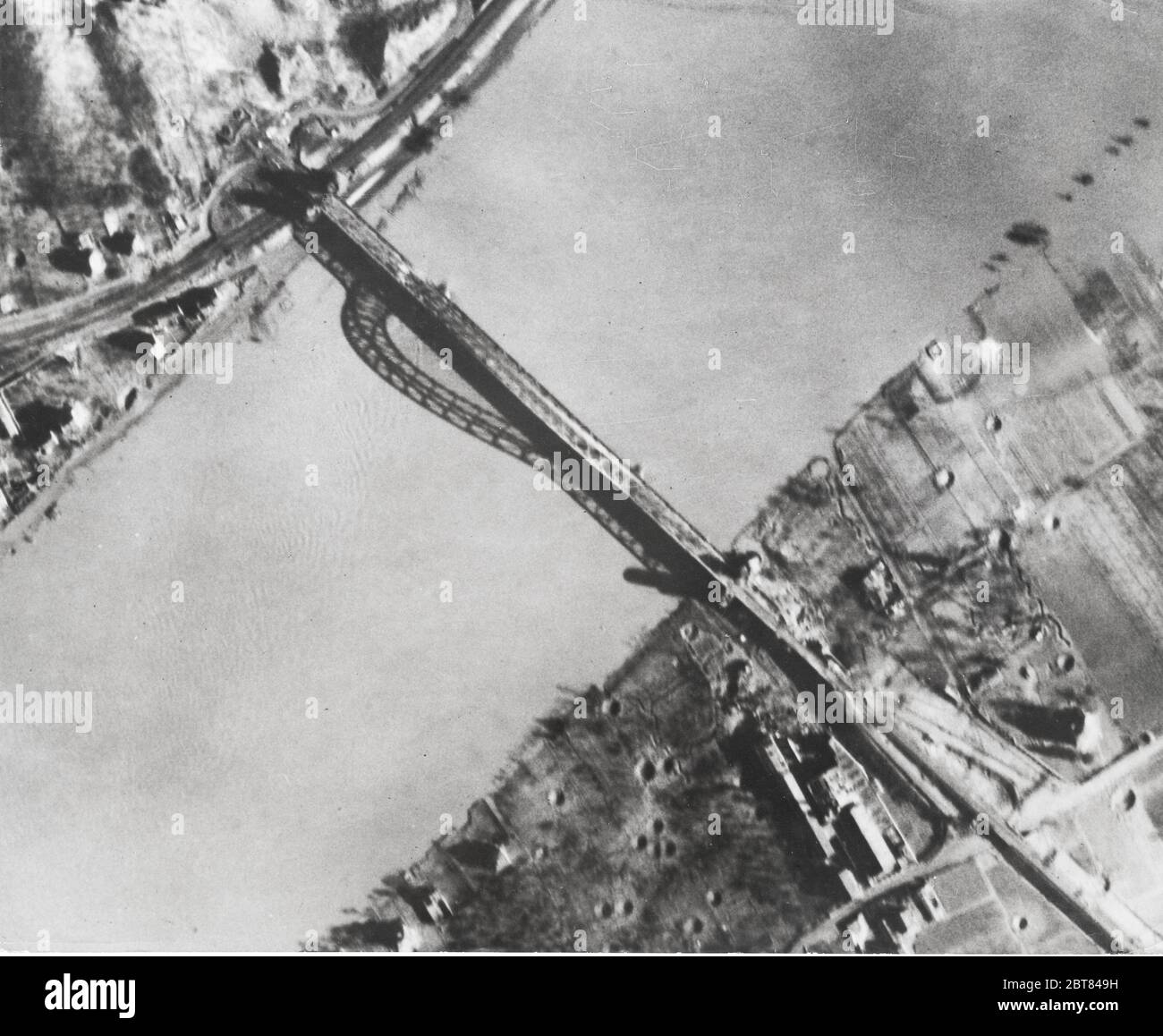 Battle of remagen hi-res stock photography and images - Alamy