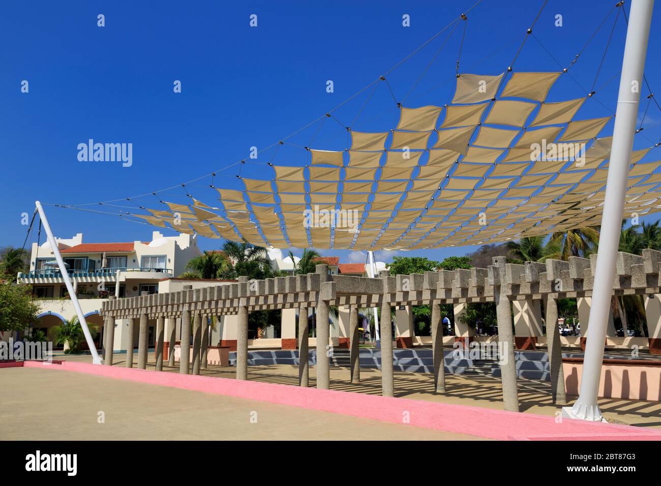 Oaxaca main square hi-res stock photography and images - Alamy