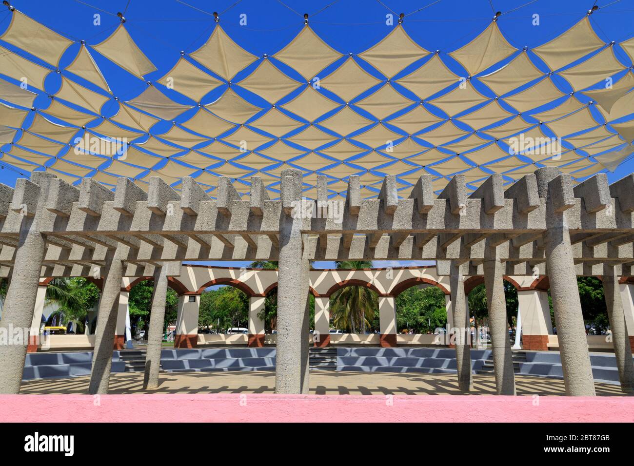 Oaxaca main square hi-res stock photography and images - Alamy