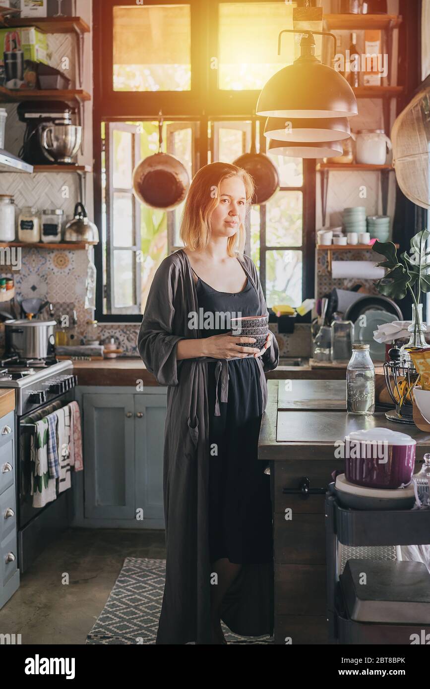 Cluttered room hi-res stock photography and images - Alamy