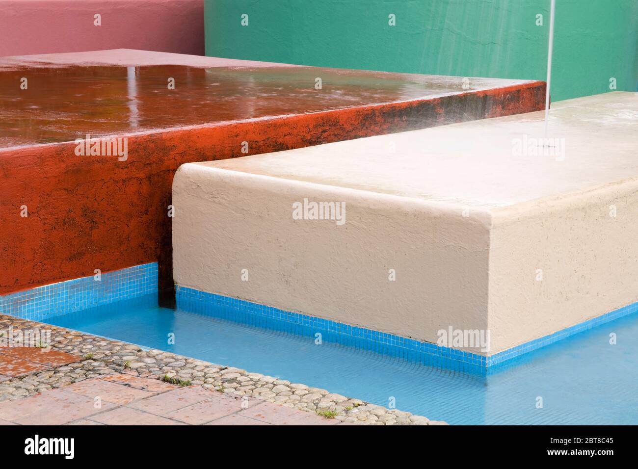 Fountain terminal hi-res stock photography and images - Alamy