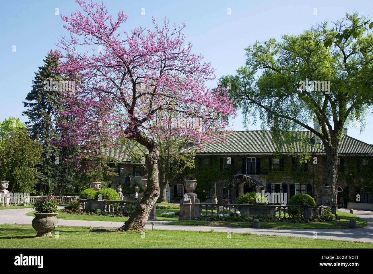 Glendon campus hi-res stock photography and images - Alamy