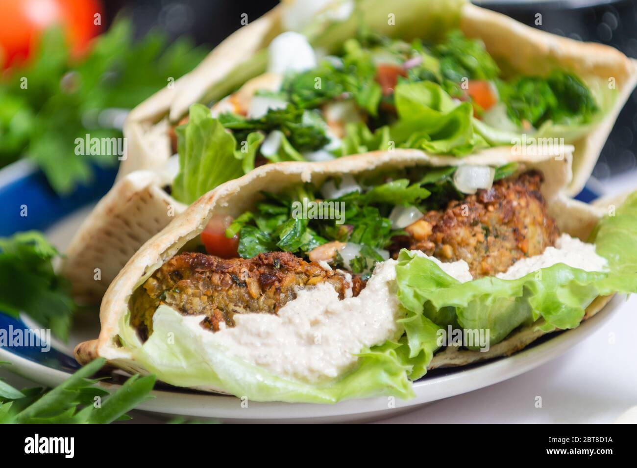Tabouleh falafel hi-res stock photography and images - Alamy