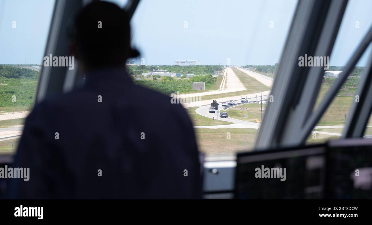 Launch control center hi-res stock photography and images - Alamy