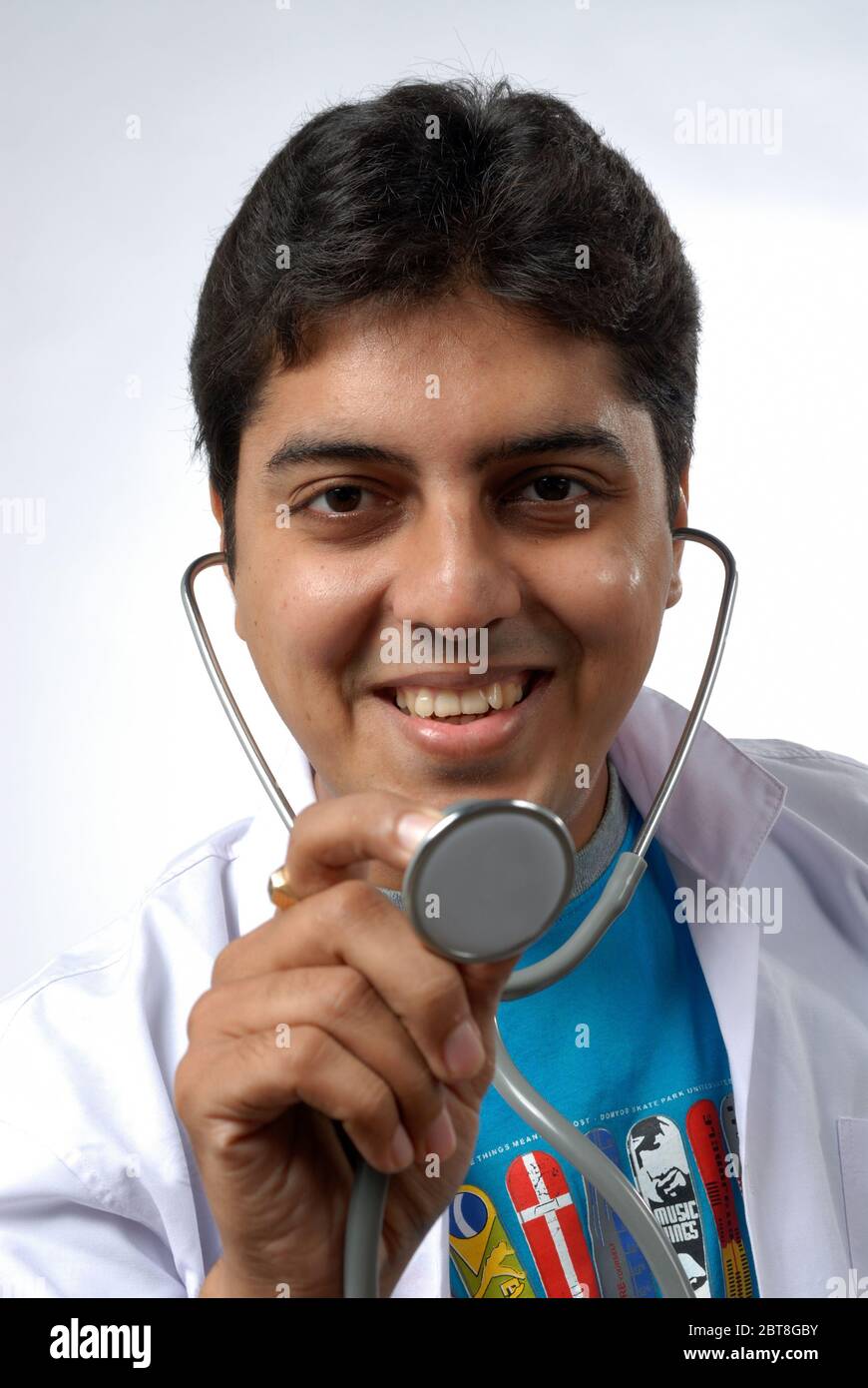 Mumbai, Maharashtra, India, Asia, Sep. 24, 2007 - Indian asian Young ...