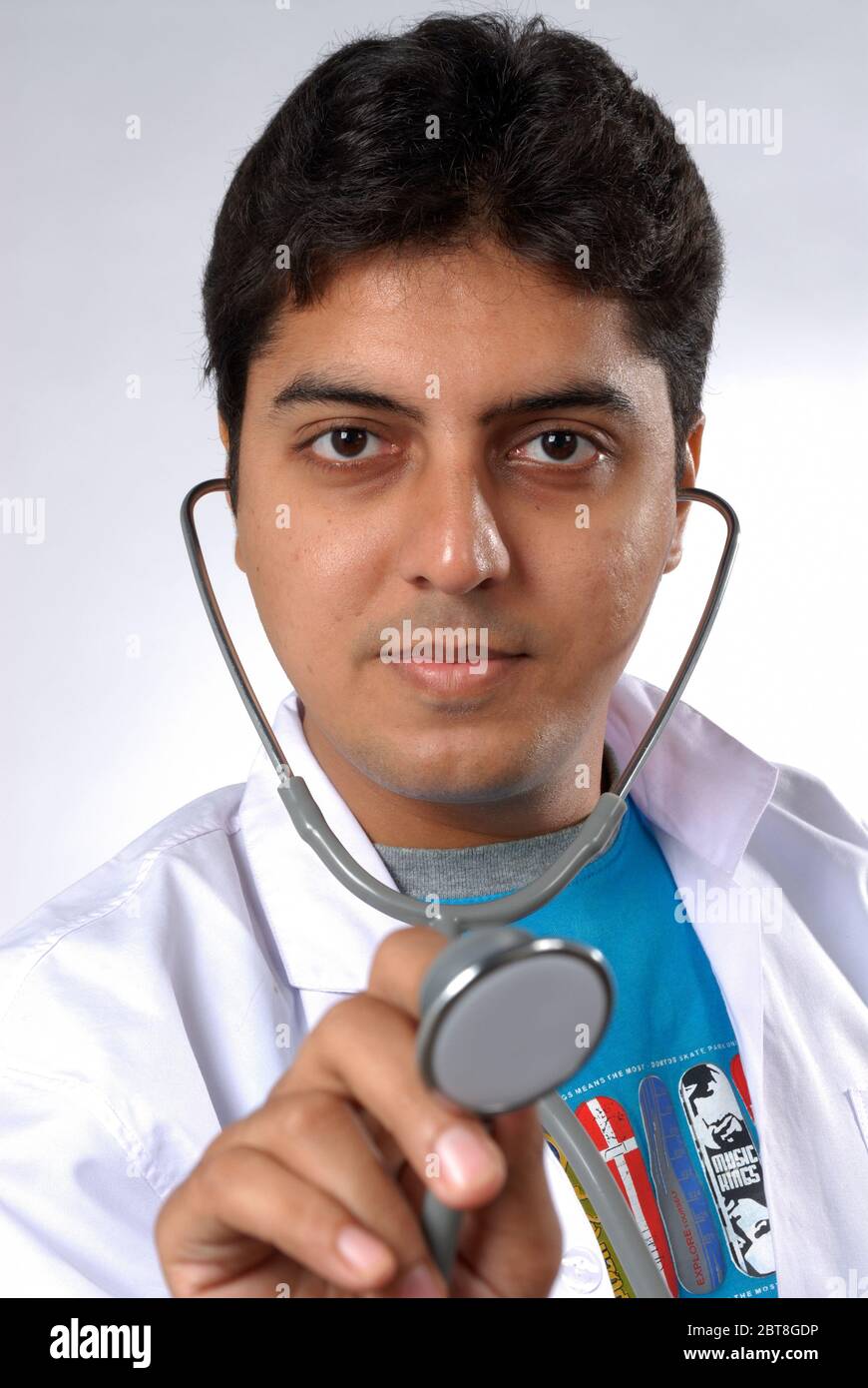 Mumbai, Maharashtra, India, Asia, Sep. 24, 2007 - Indian asian Young ...