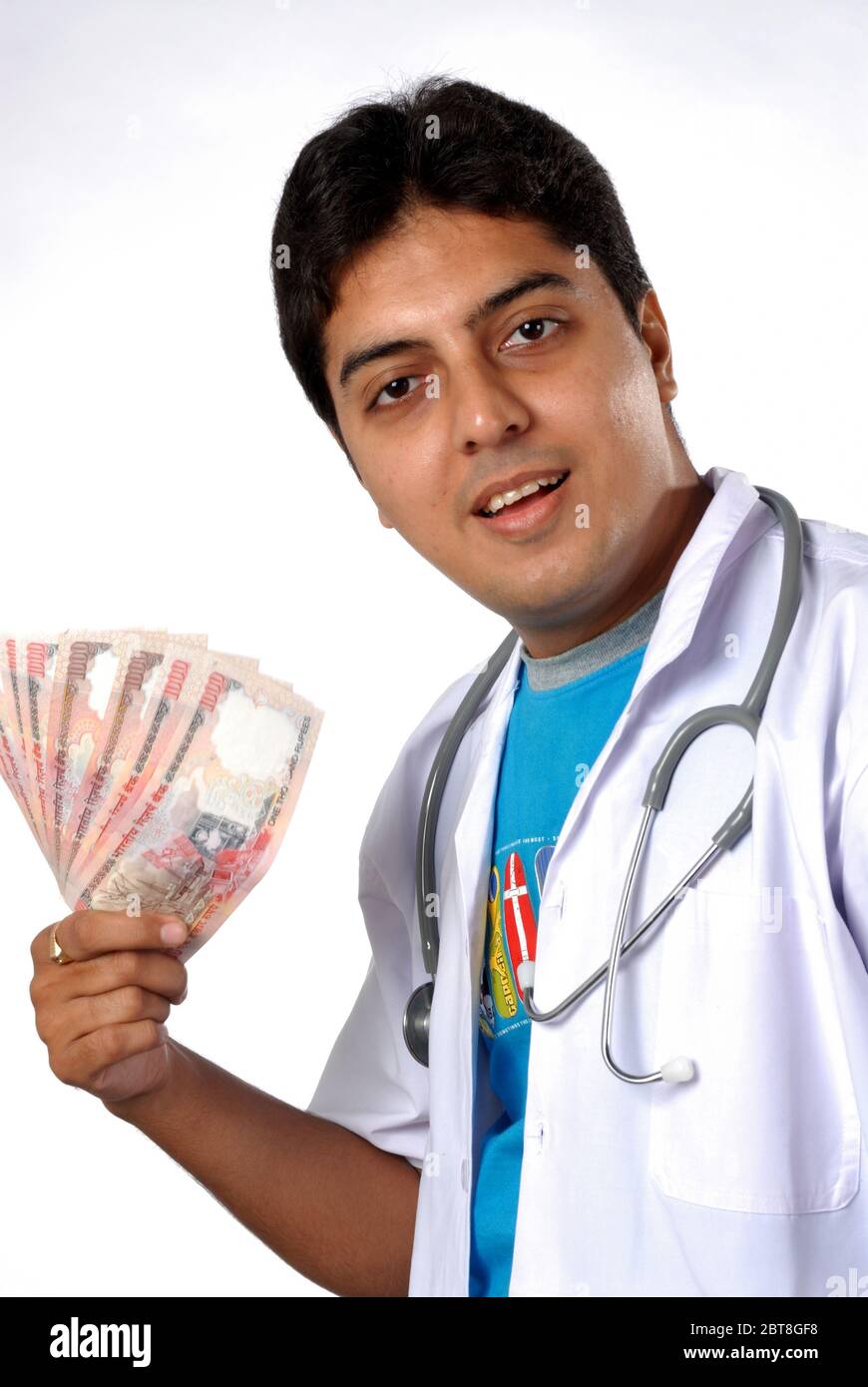 India healthcare money hi-res stock photography and images - Alamy