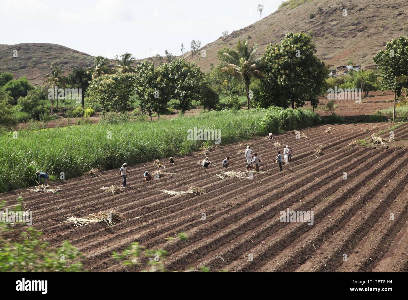 Beautiful Landscape, Village Surrounded by Greenery Mountain, Indian ...