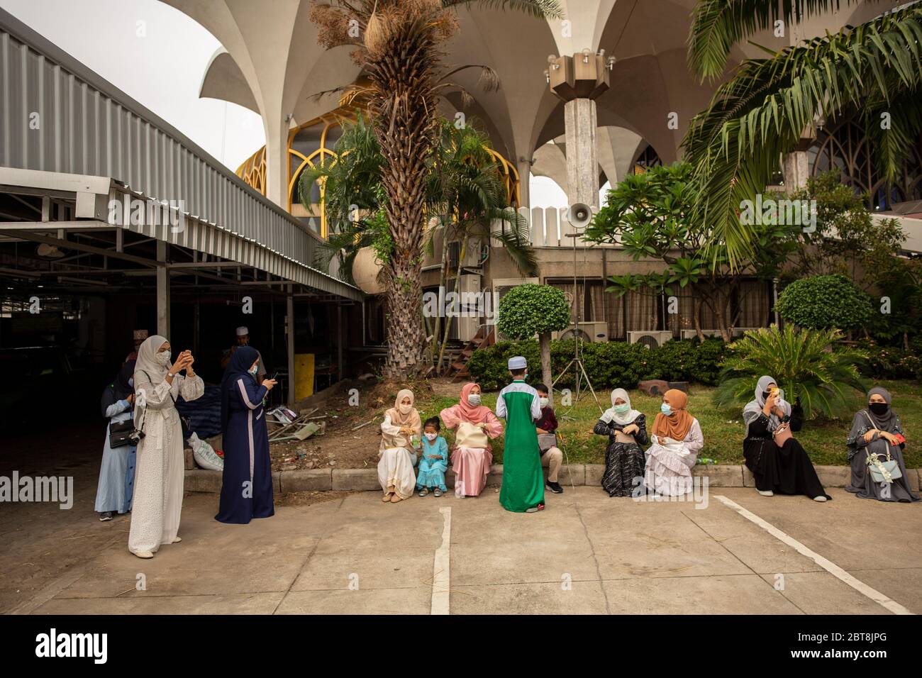 Bangkok, Thailand. 24th May, 2020. Thai Muslims celebrate Eid al-Fitr ...