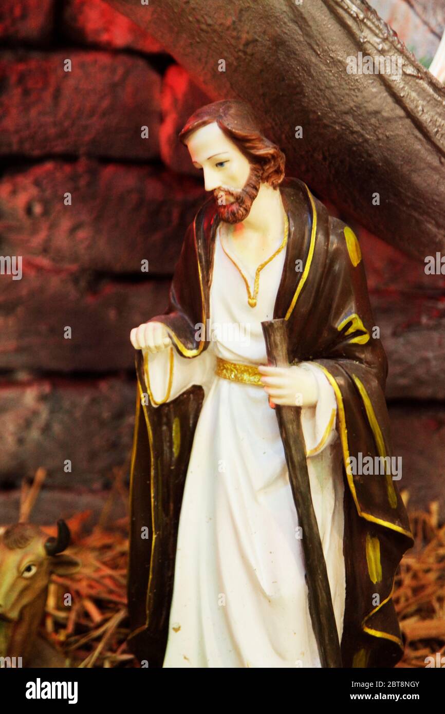 Church service Picture, Priest during a ceremony/Mass Picture, Catholic ...