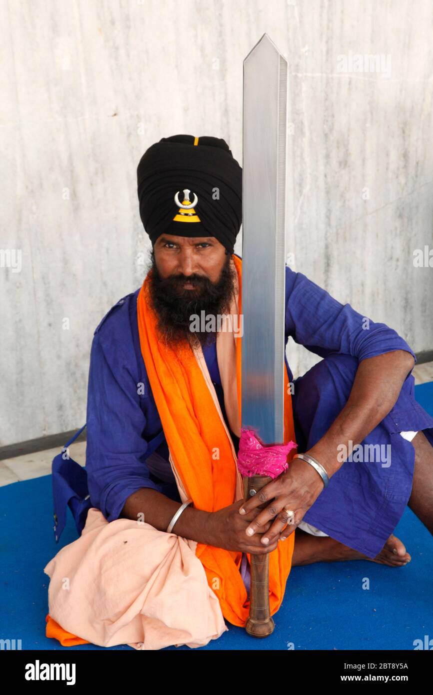 Portrait of a Sikh man, Portrait of Indian Sikh man in turban with ...