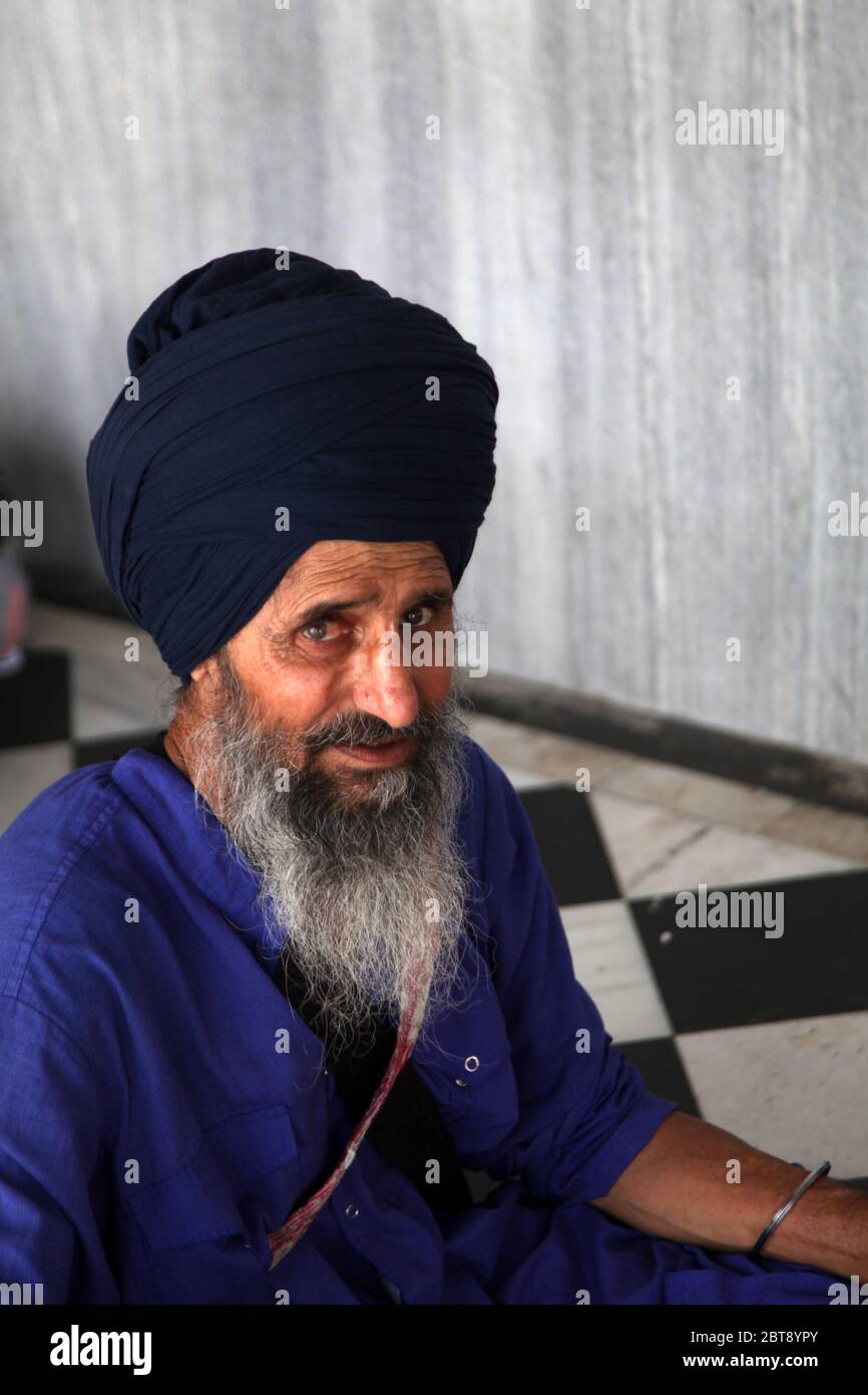 Portrait of a Sikh man, Portrait of Indian Sikh man in turban with ...